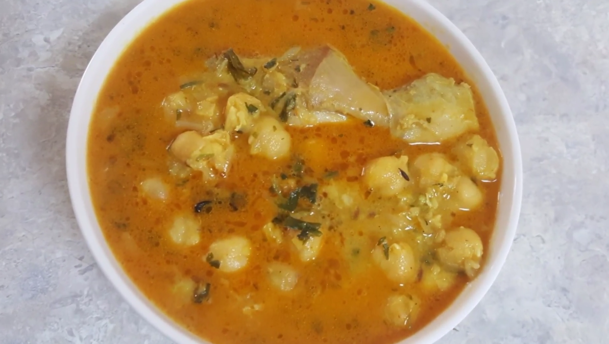 Murgh-Chanay - Chicken-ChickPeas Curry - Cooklikers